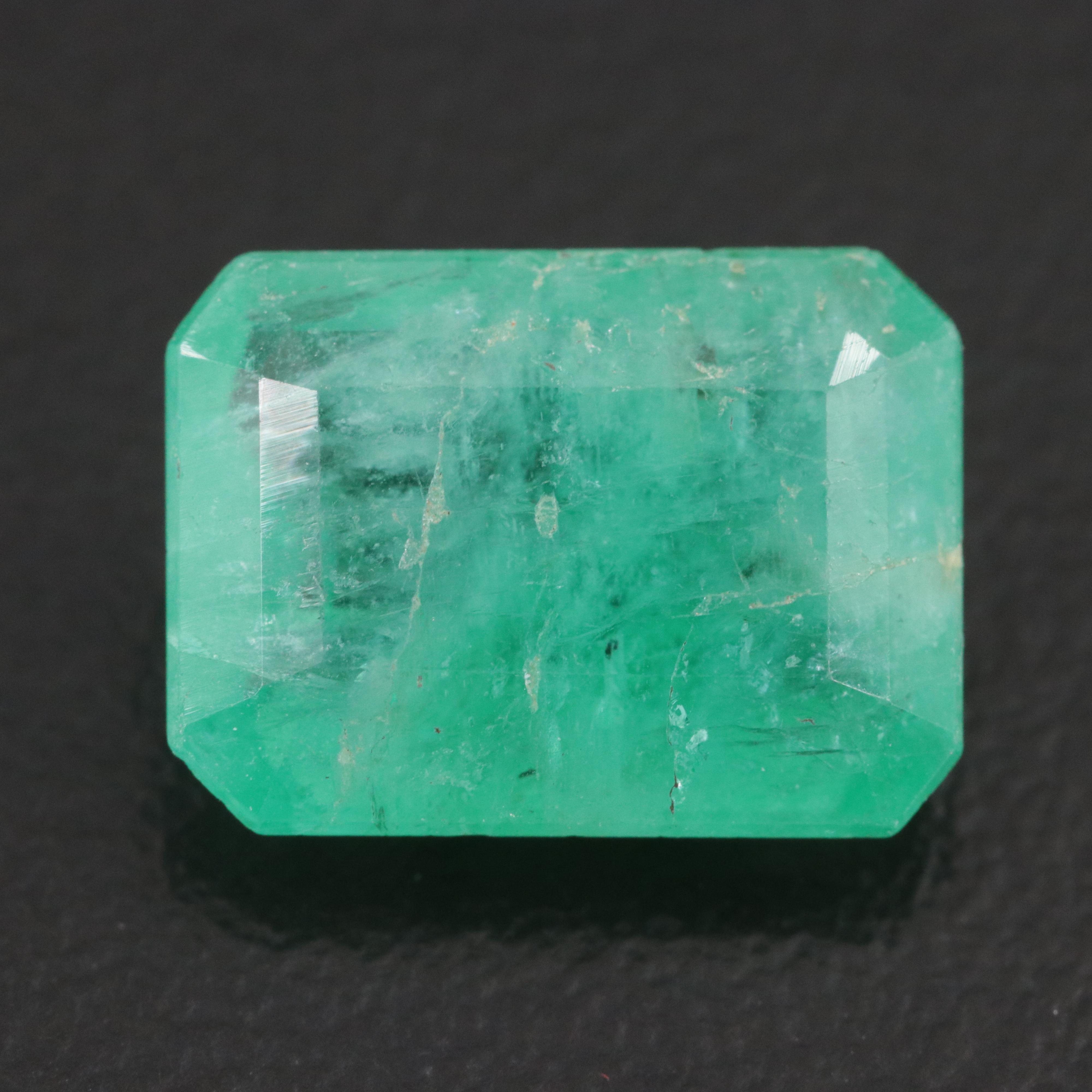 Loose 3.87 CT Emerald | EBTH