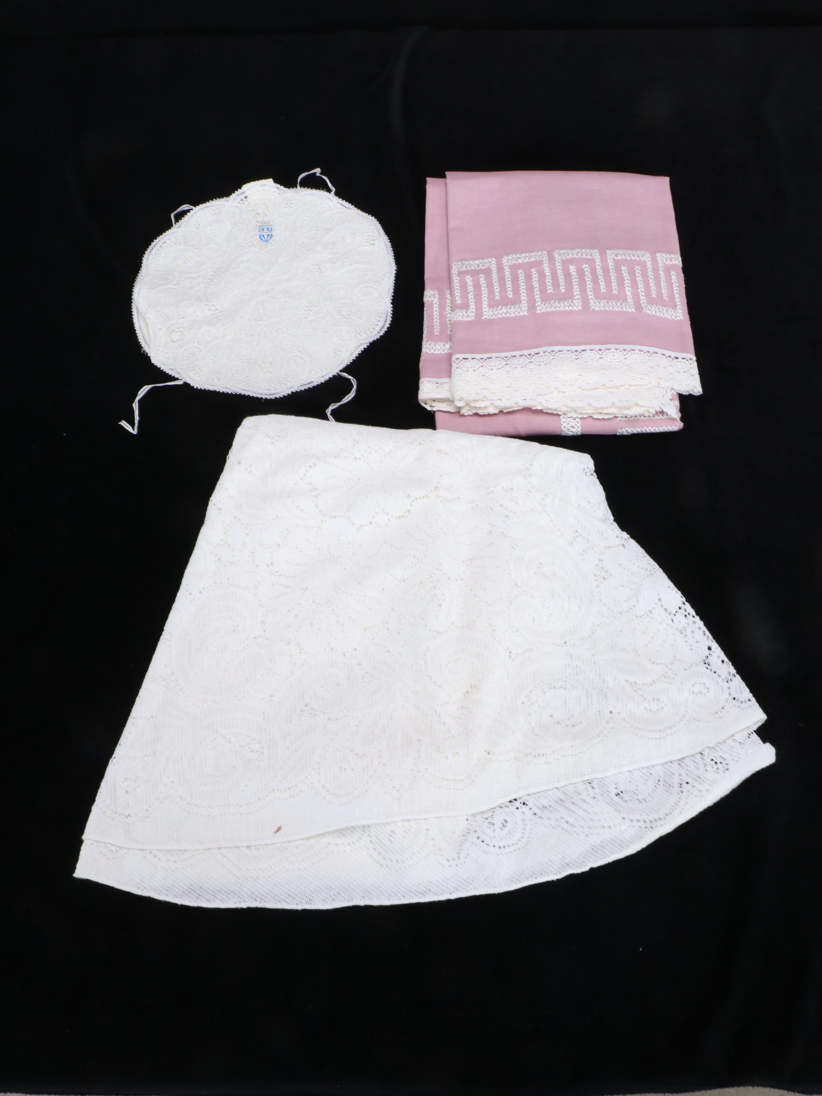 Belgian Lace with Other Vintage Table Linens | EBTH