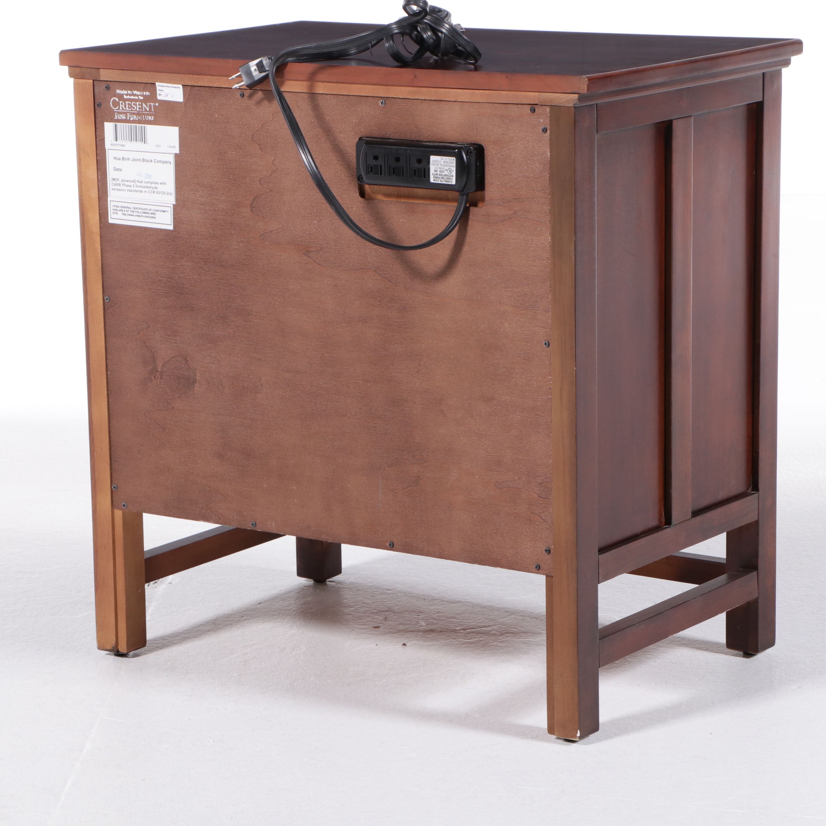Cresent Furniture Contemporary Walnut Finish Nightstand | EBTH