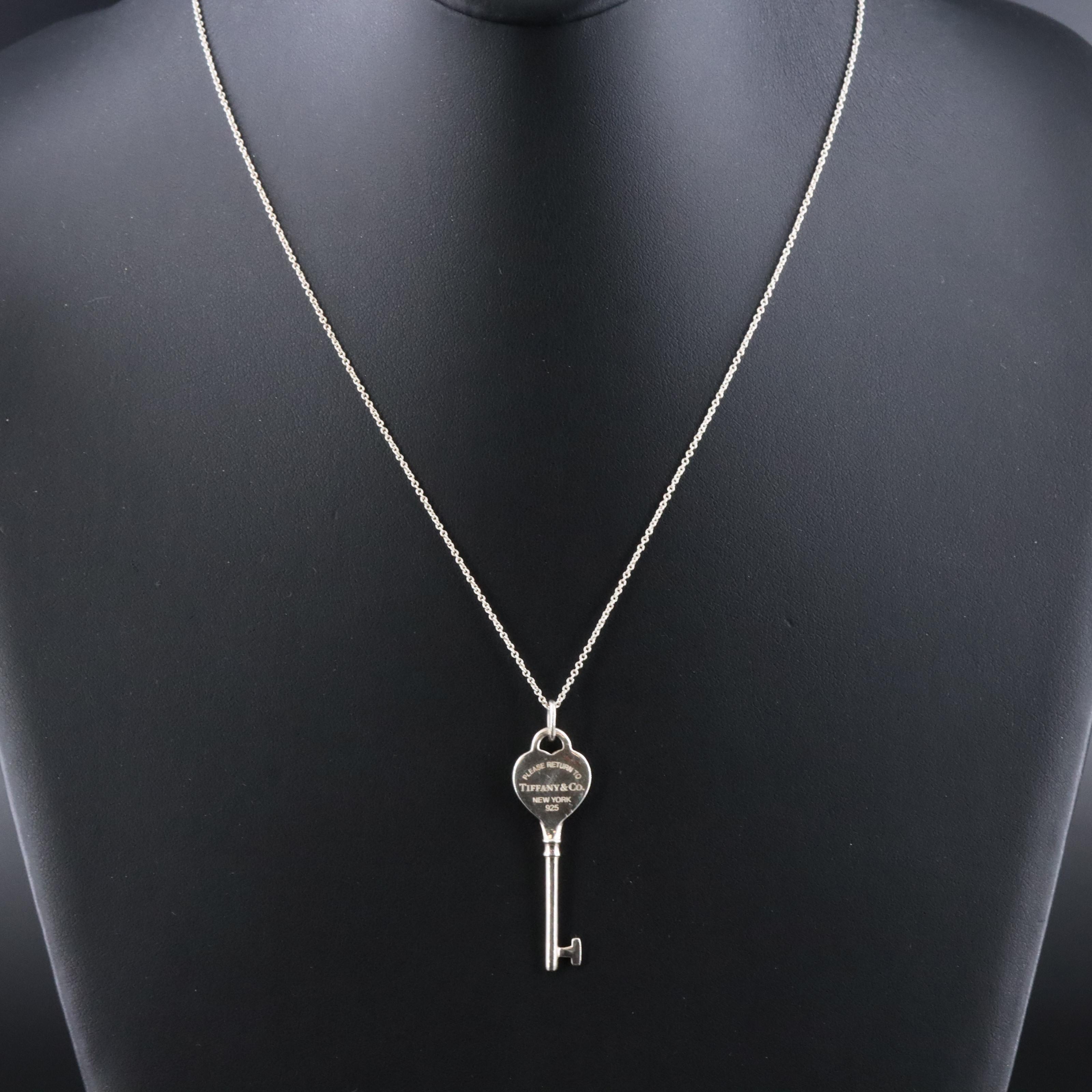 Tiffany & Co. Return to Tiffany Sterling Heart Key Pendant Necklace | EBTH