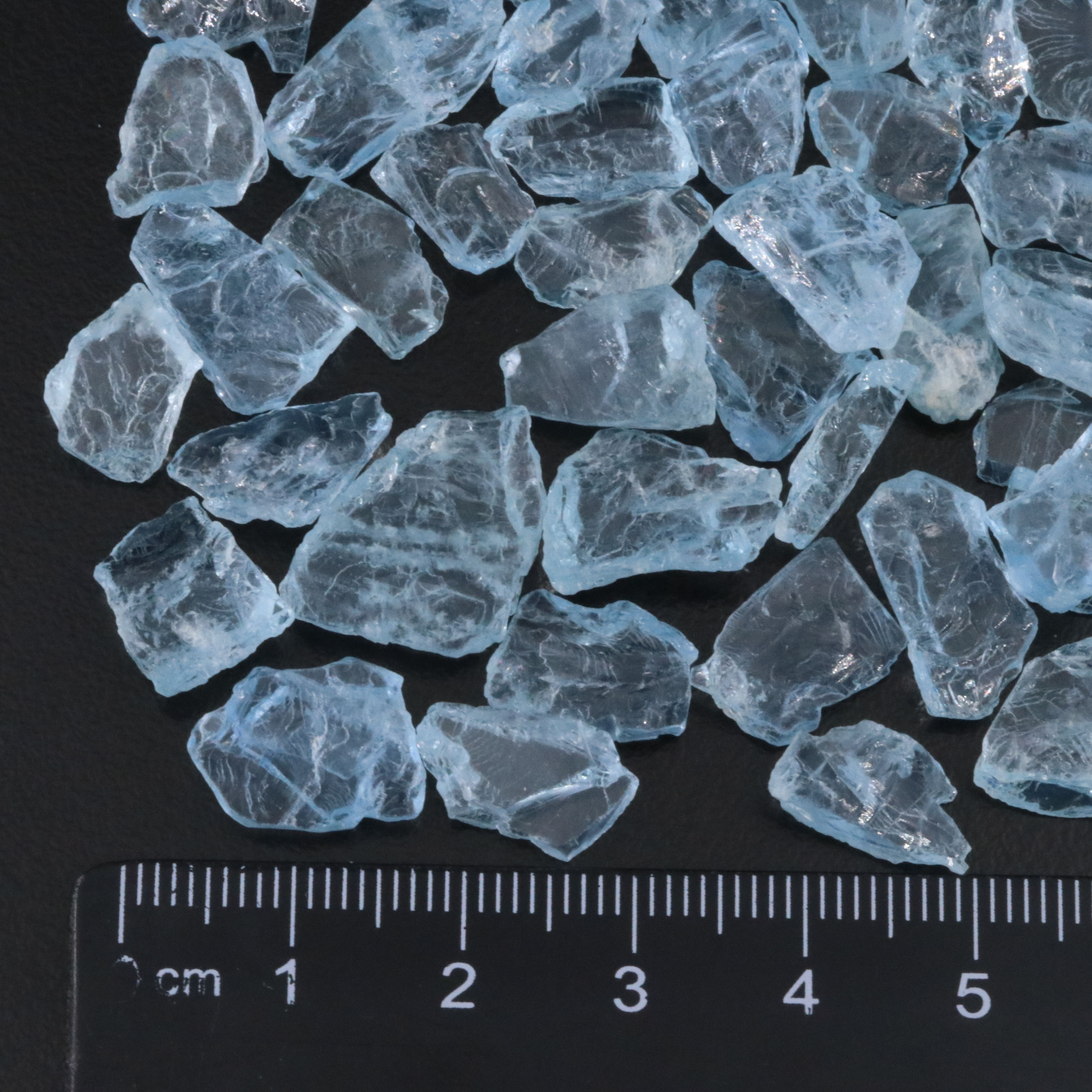 Loose 274.46 CTW Rough Aquamarine Lot | EBTH