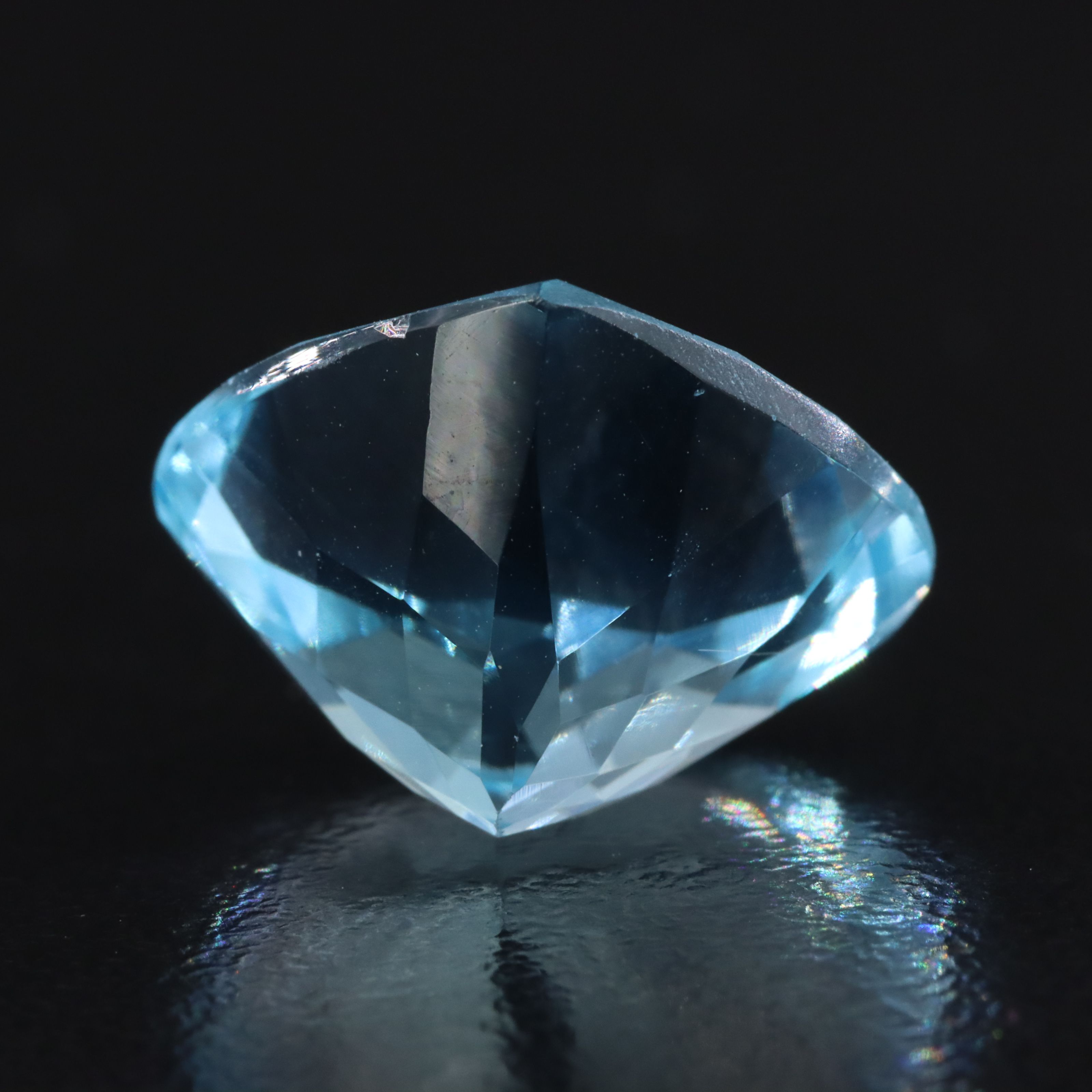 Loose 11.44 CT Topaz | EBTH