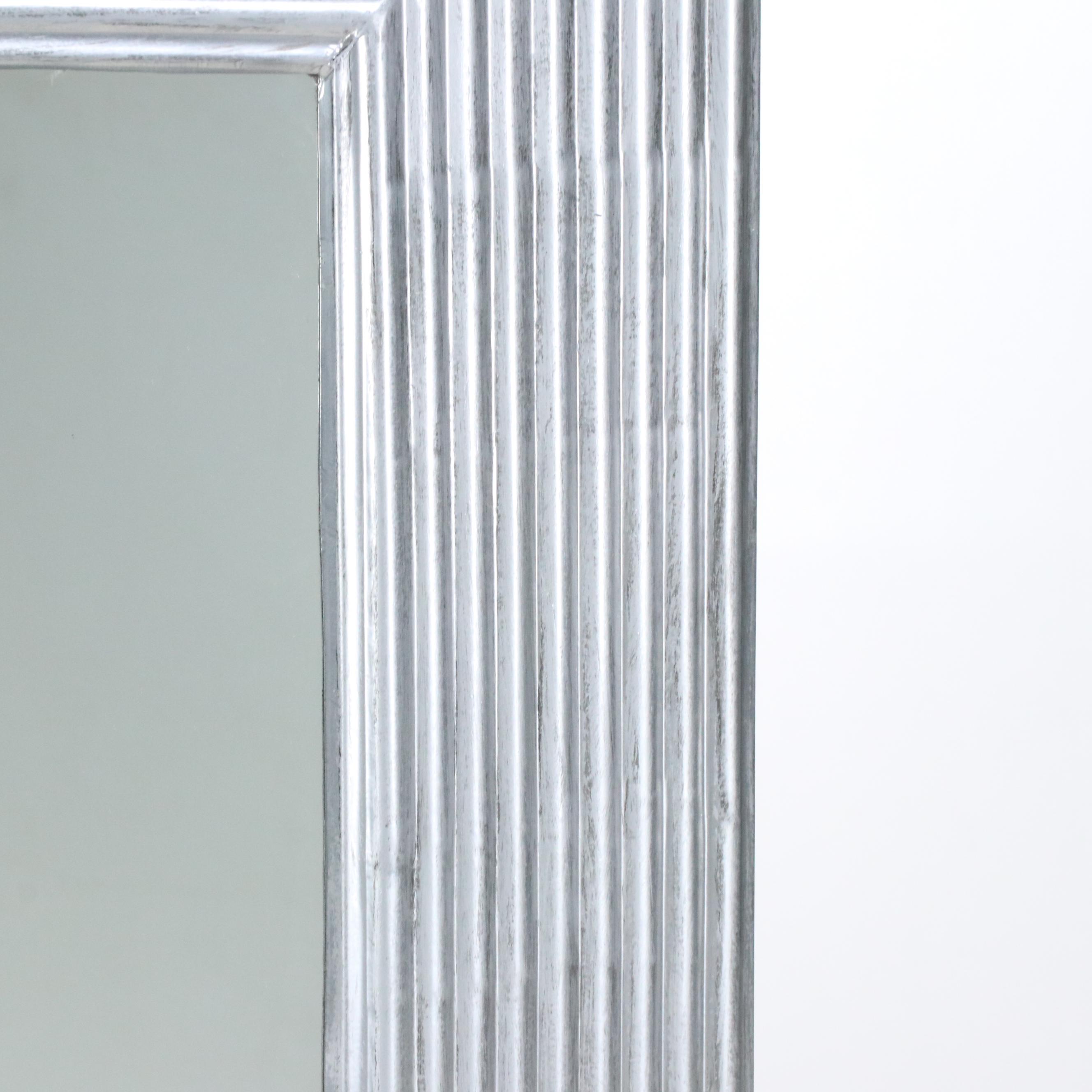 Contemporary Metal Frame Wall Mirror | EBTH