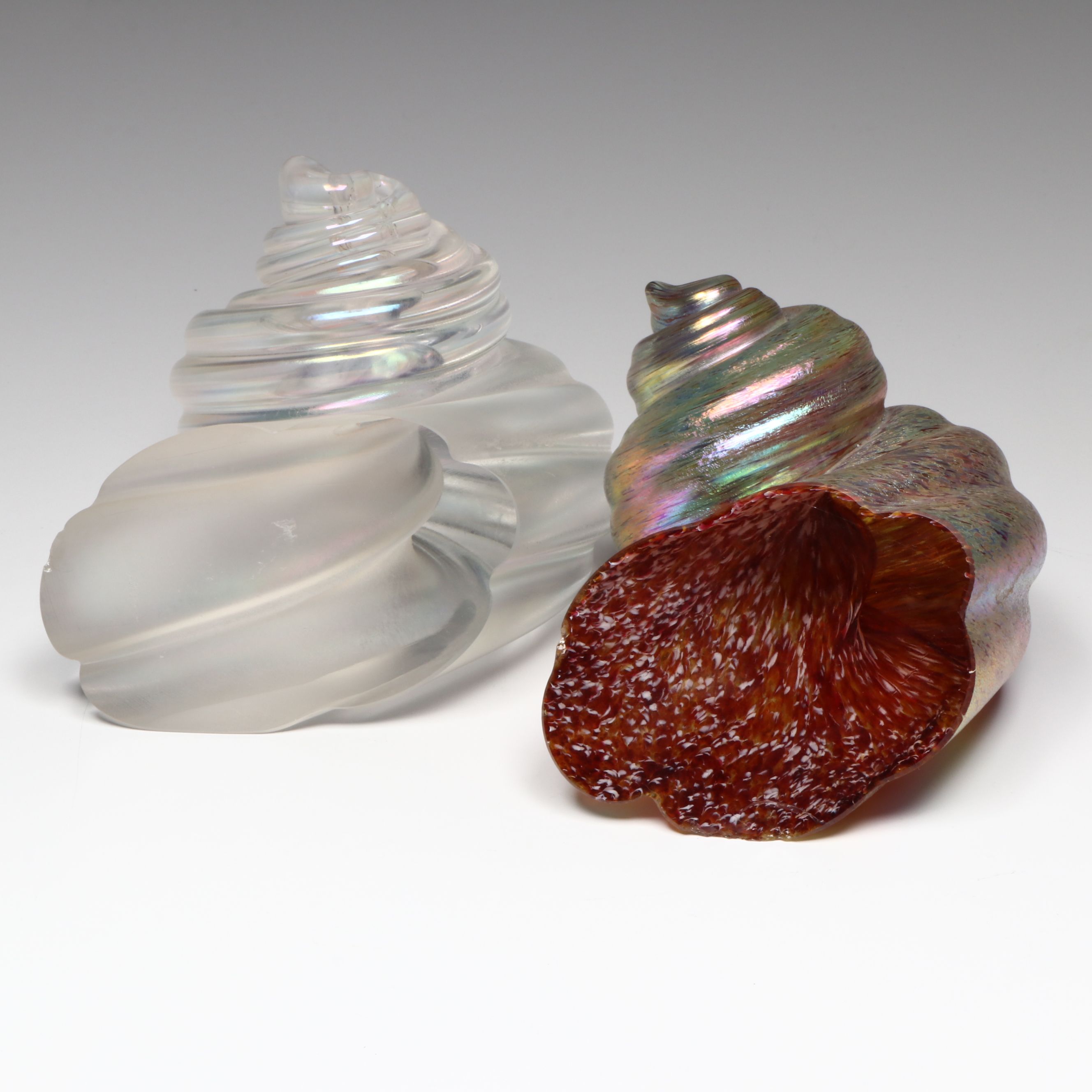 Michael Cohen Art Glass Iridescent Shell Form Paperweights, 2003 | EBTH