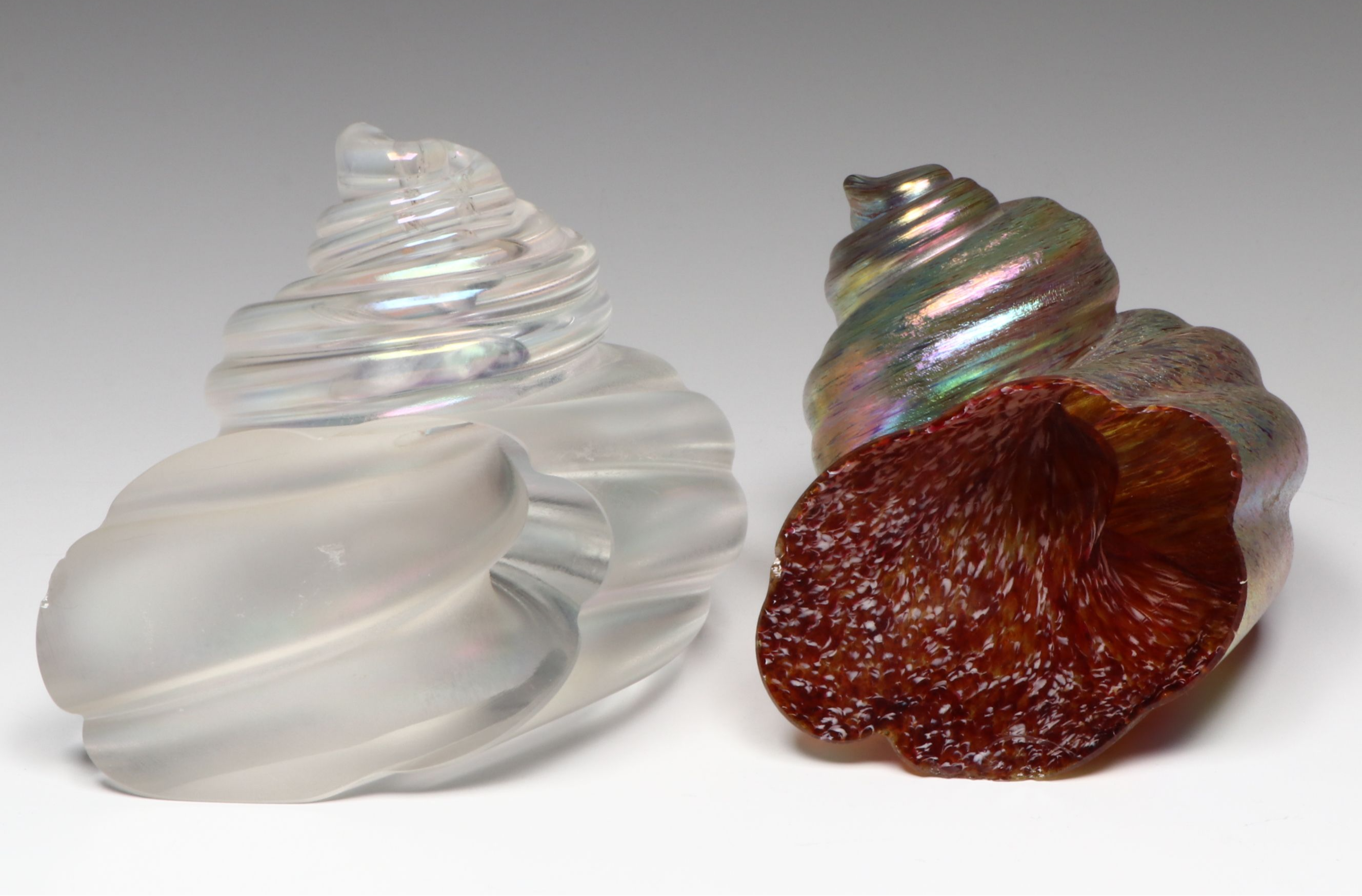 Michael Cohen Art Glass Iridescent Shell Form Paperweights, 2003 | EBTH