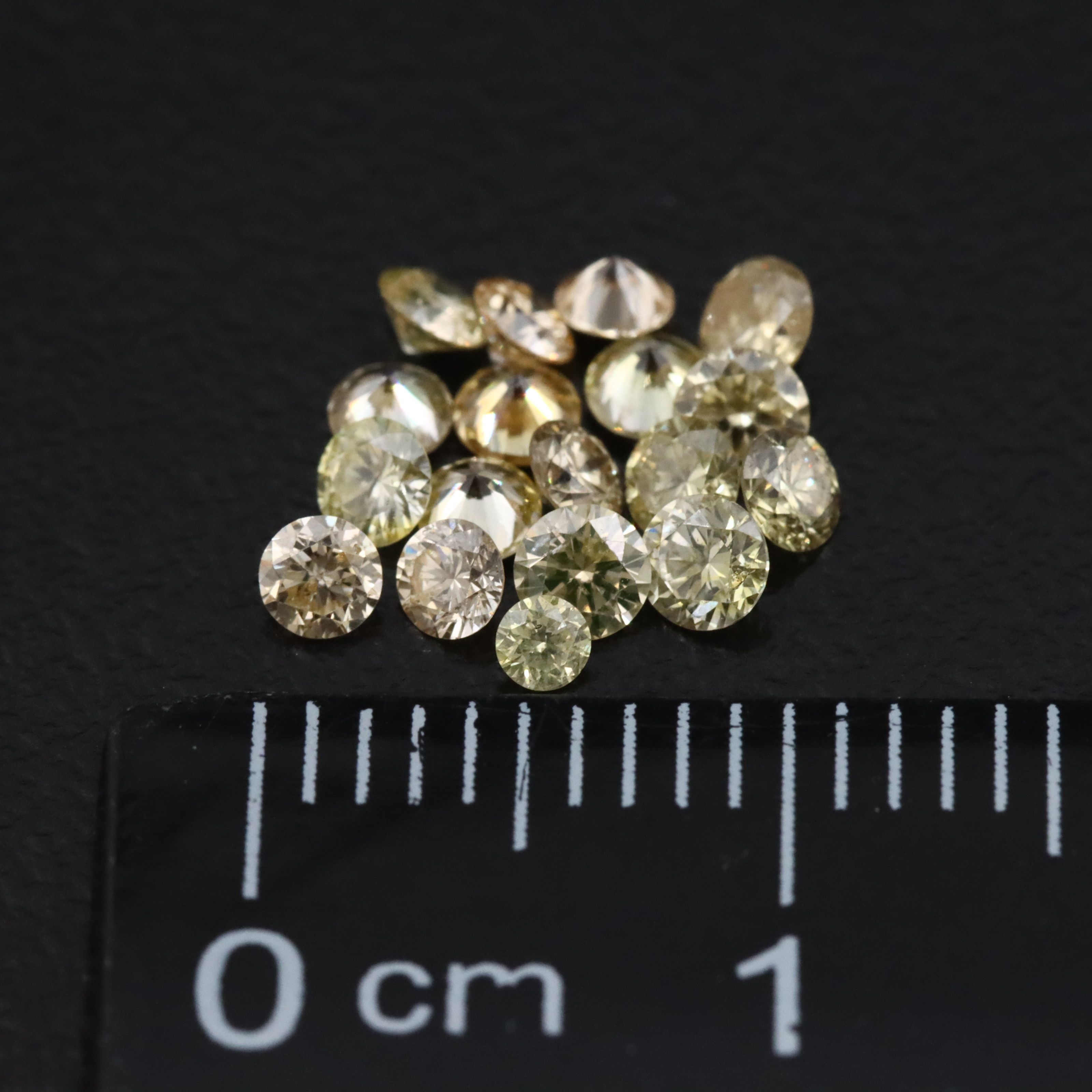 Loose 1.03 CTW Diamond Melee Lot | EBTH