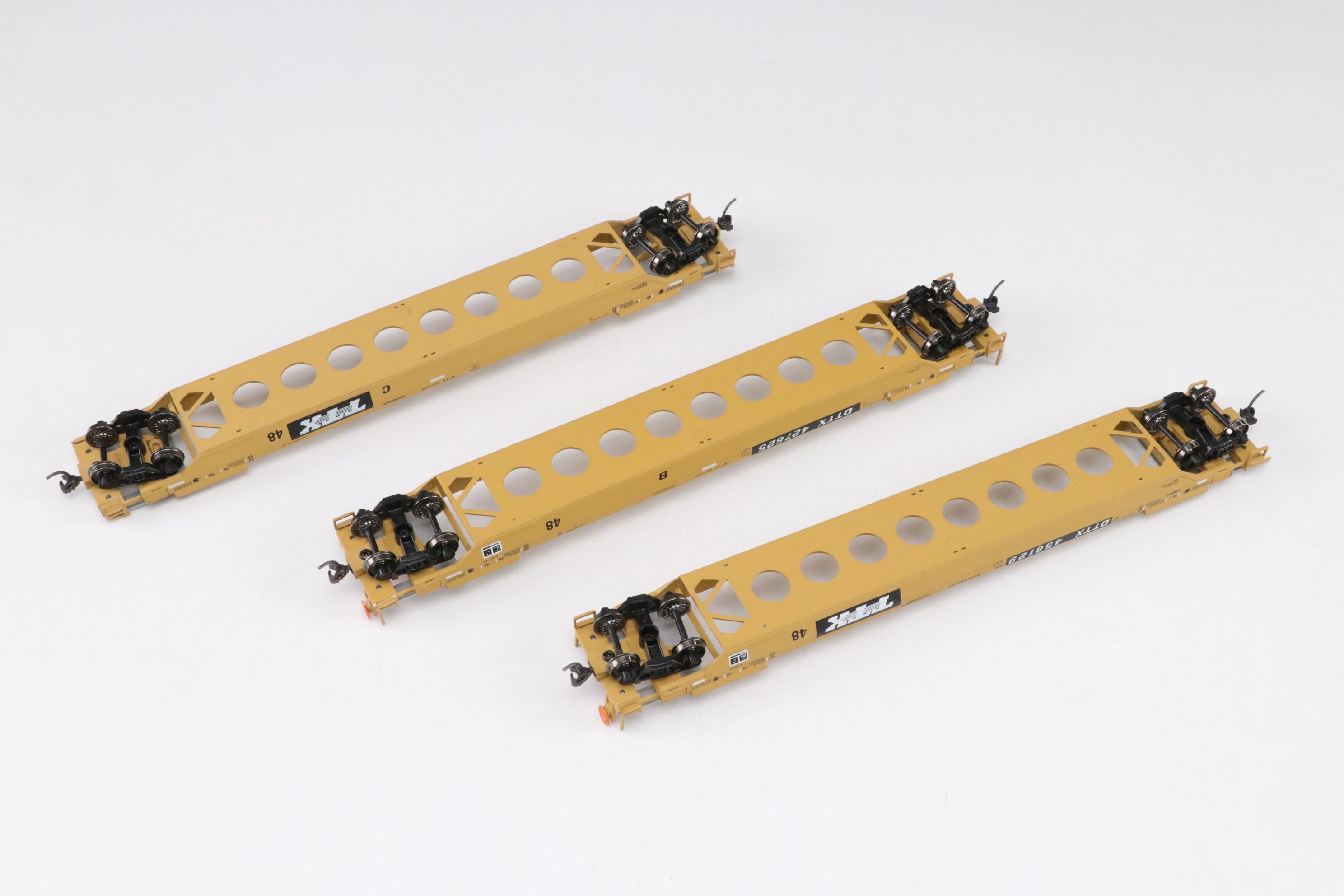 Proto 2000 HO Model Train Box Car Kits with Intermodal Well Cars and ...