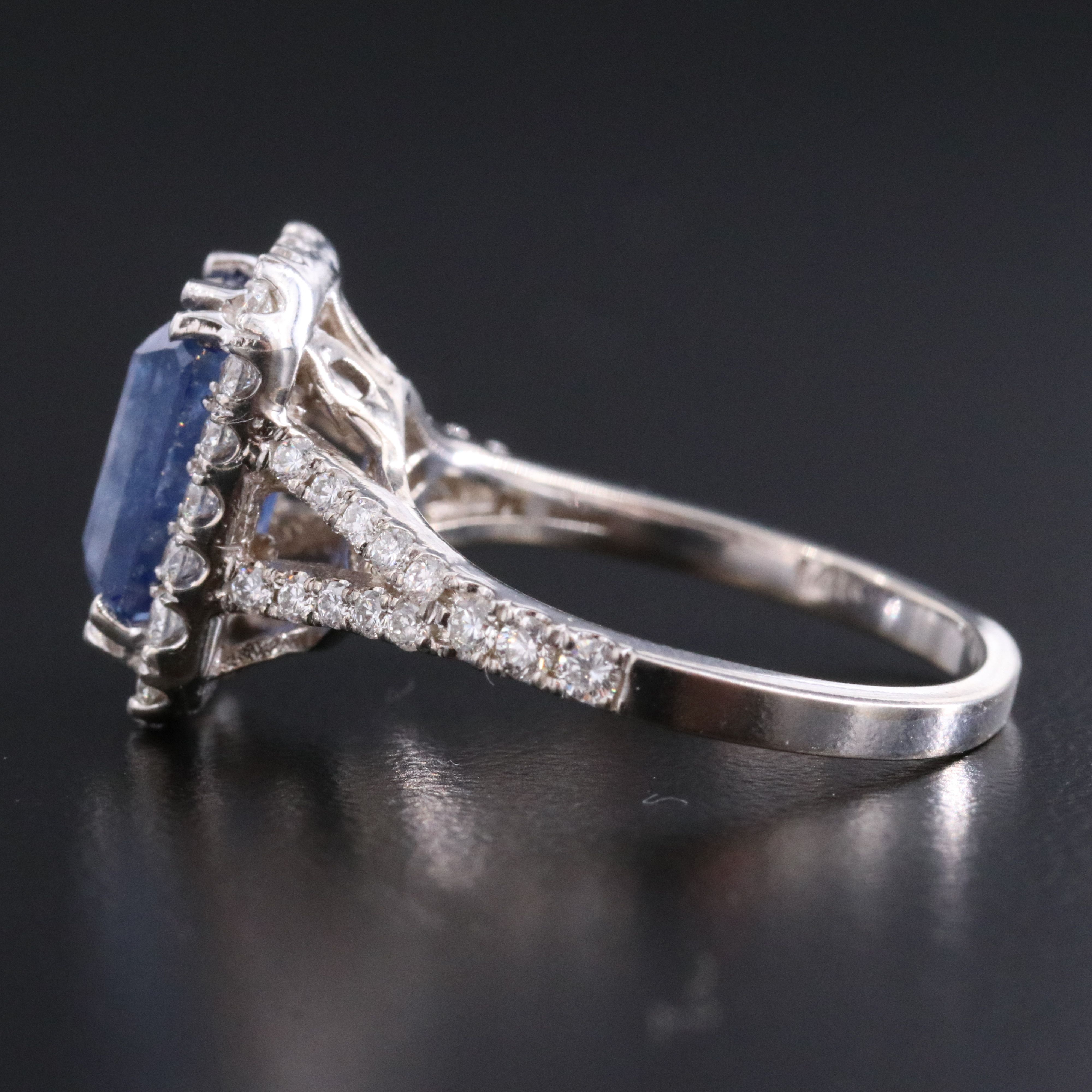 14K 3.50 CT Ceylon Sapphire and Diamond Ring with GIA Report | EBTH