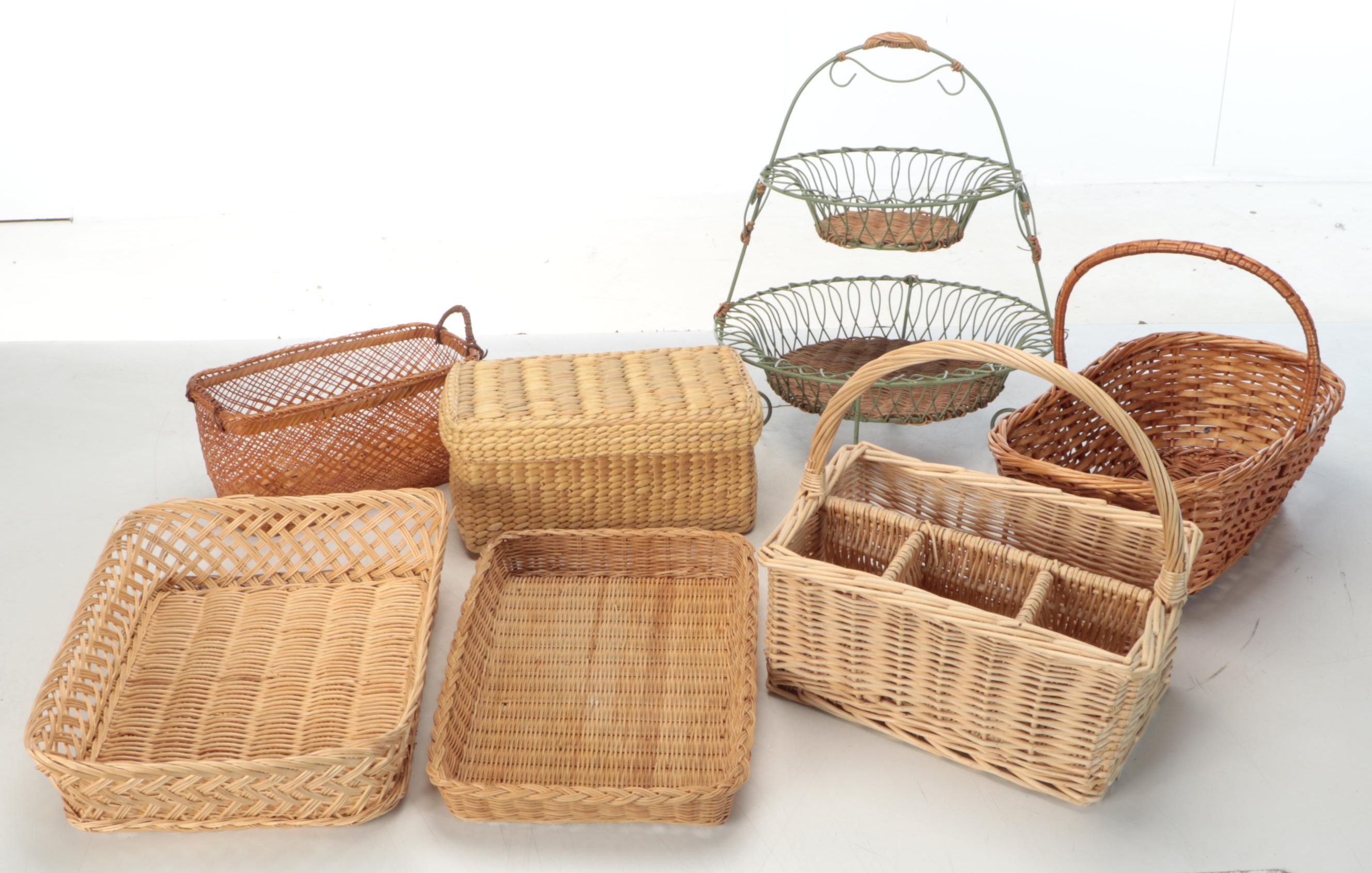 Woven Wicker Table Trays, Boxes with Tiered Fruit Basket | EBTH