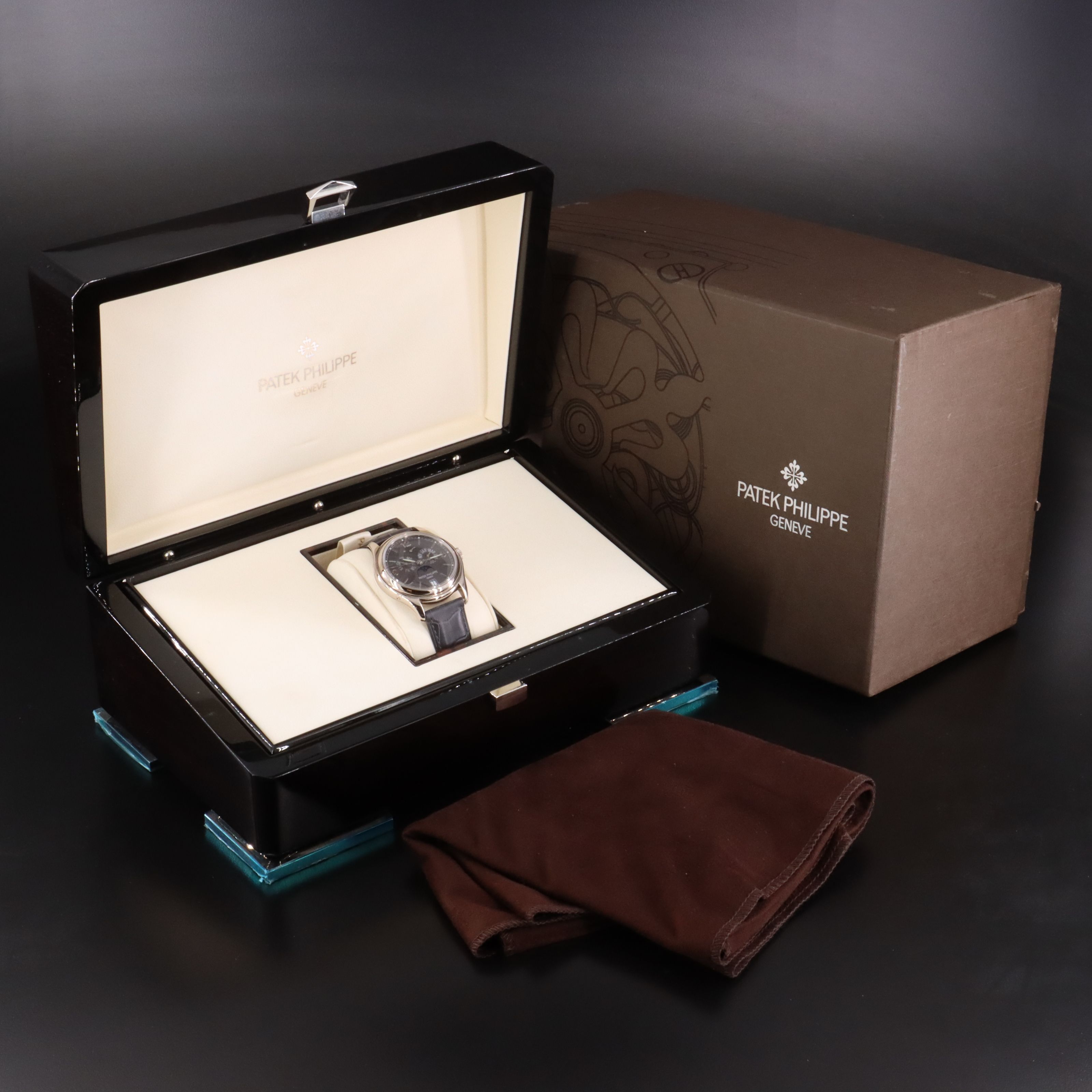 Patek Philippe Annual Calendar 5146G-010 18K White Gold Watch | EBTH