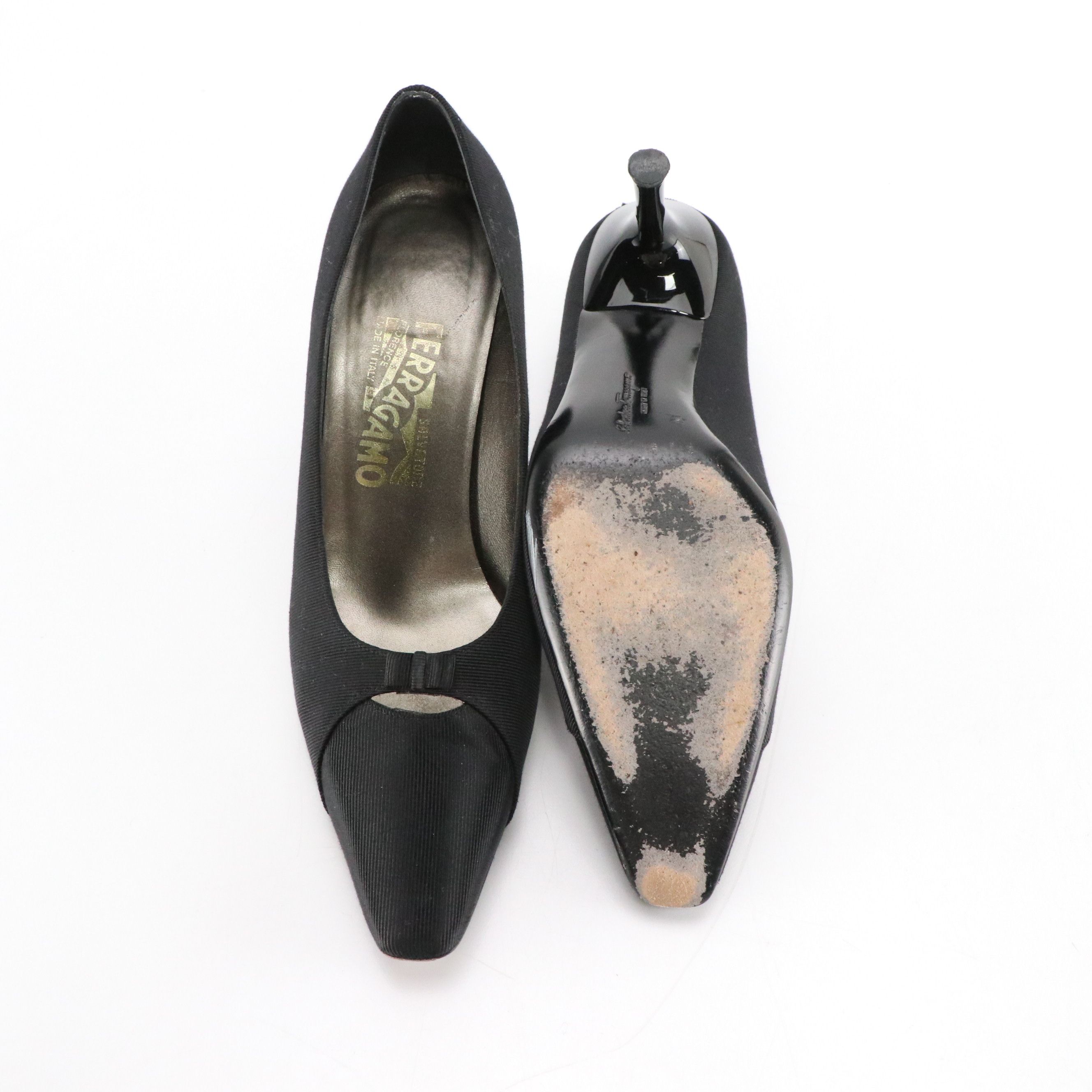 Salvatore Ferragamo Raphael Pumps in Nero Faille Fabric with Box | EBTH