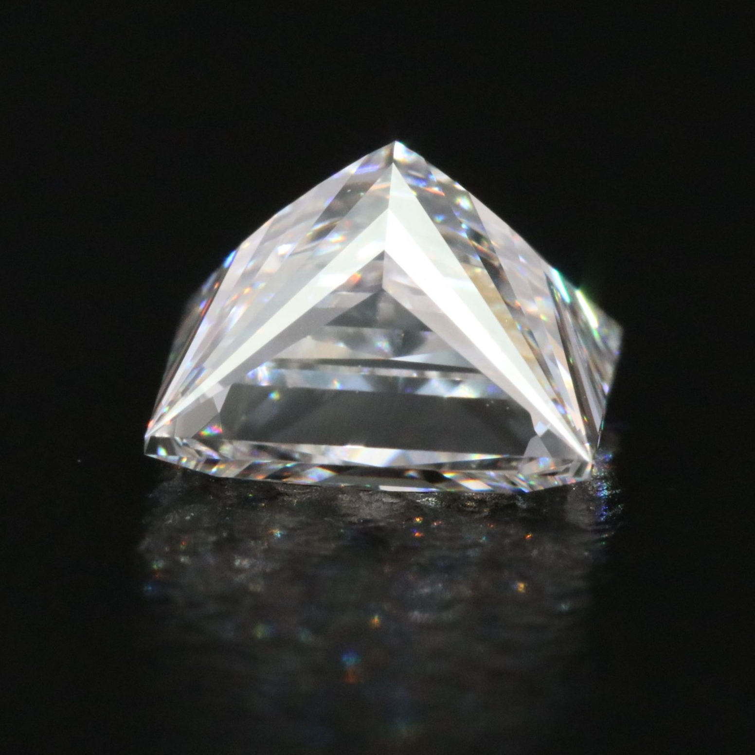 Loose 1.91 CT Lab Grown Diamond with IGI Report | EBTH