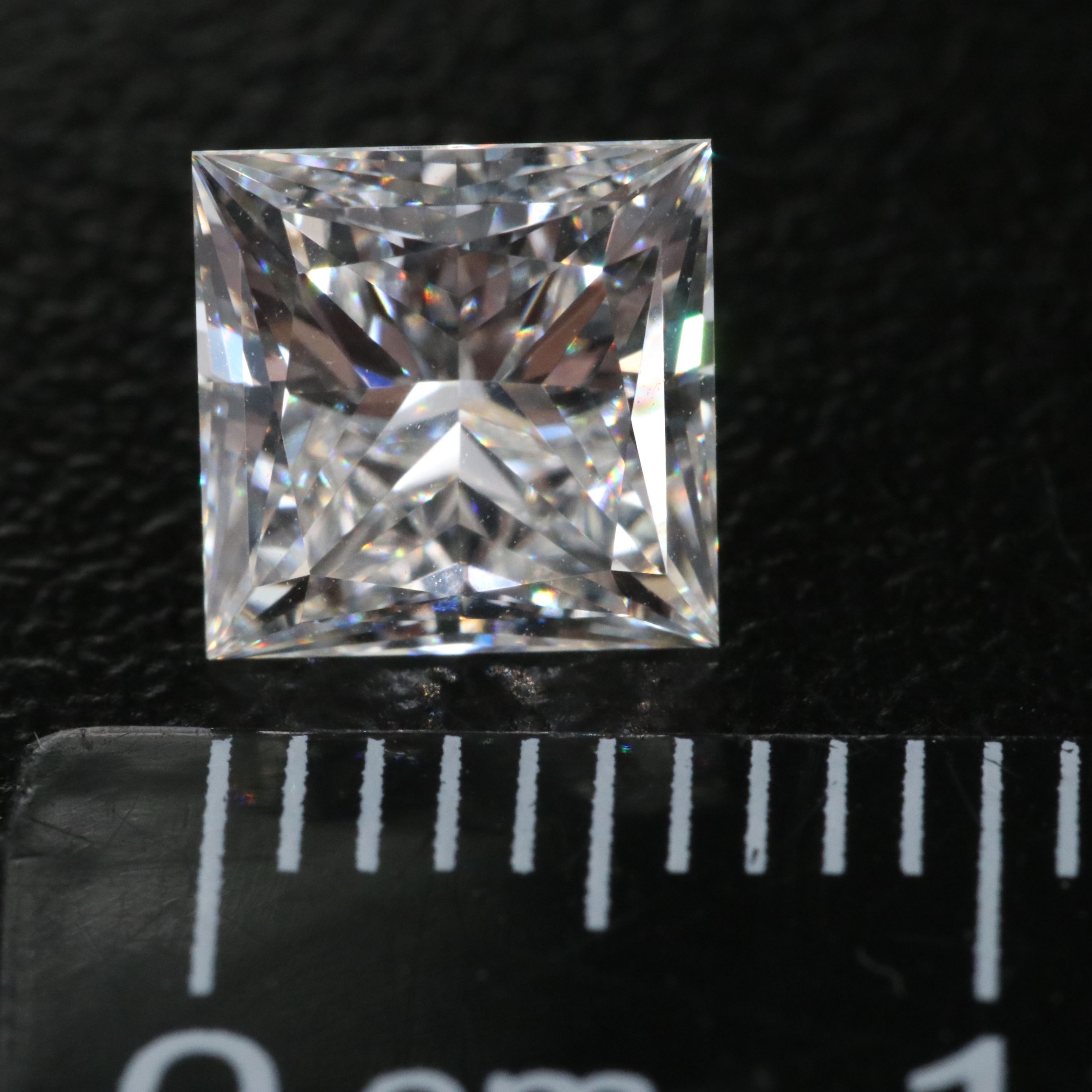 Loose 1.91 CT Lab Grown Diamond with IGI Report | EBTH
