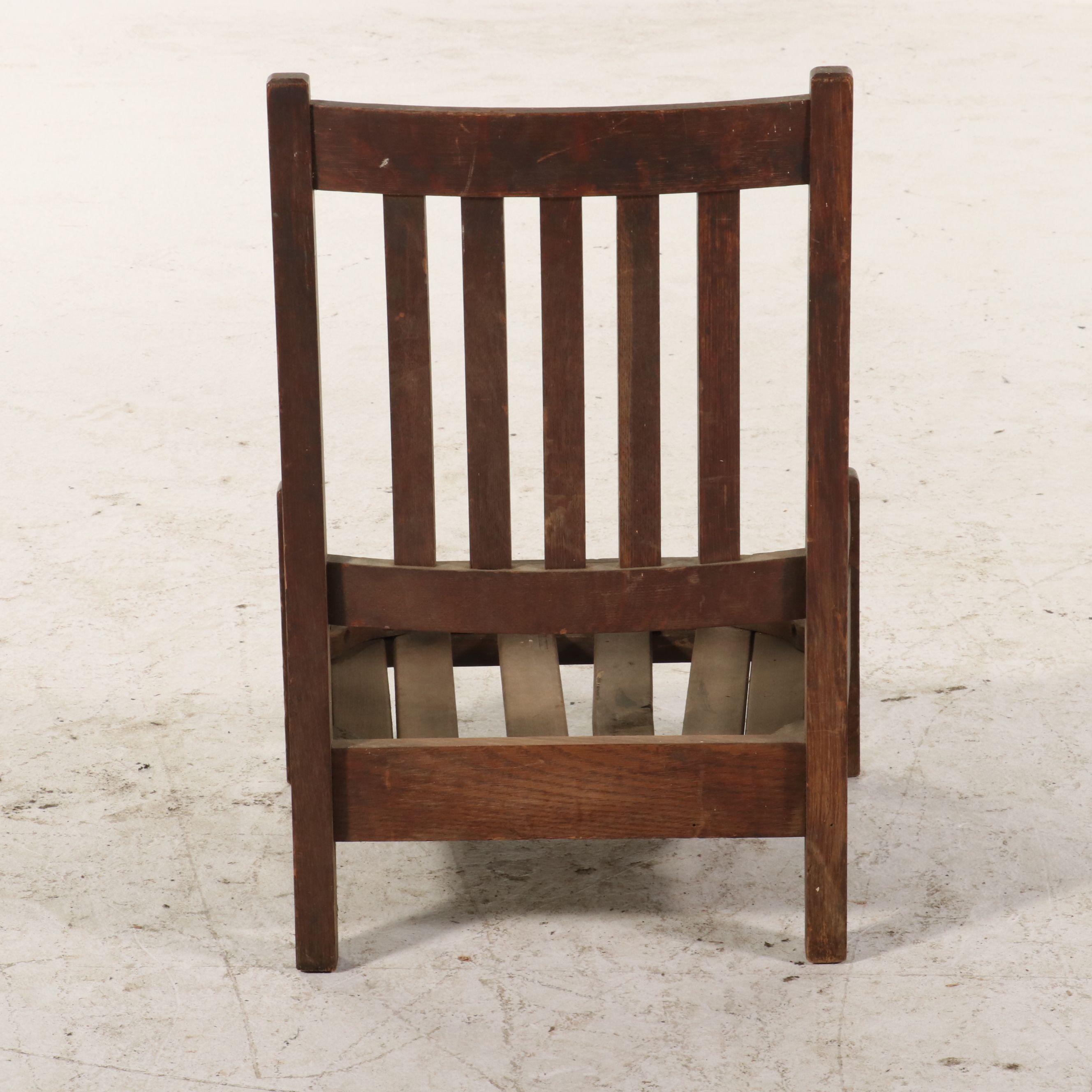 Art & Crafts Style Low Chair | EBTH