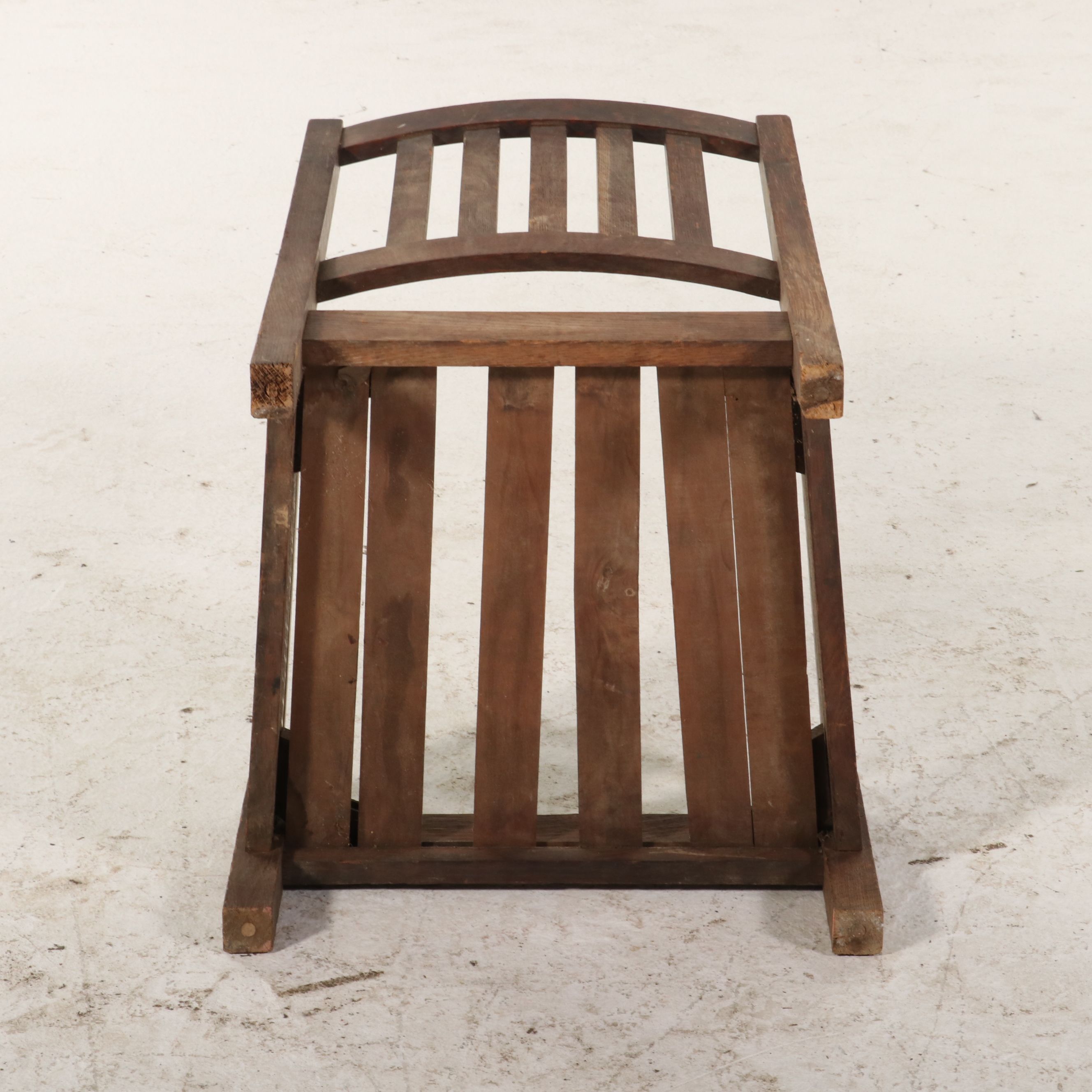 Art & Crafts Style Low Chair | EBTH