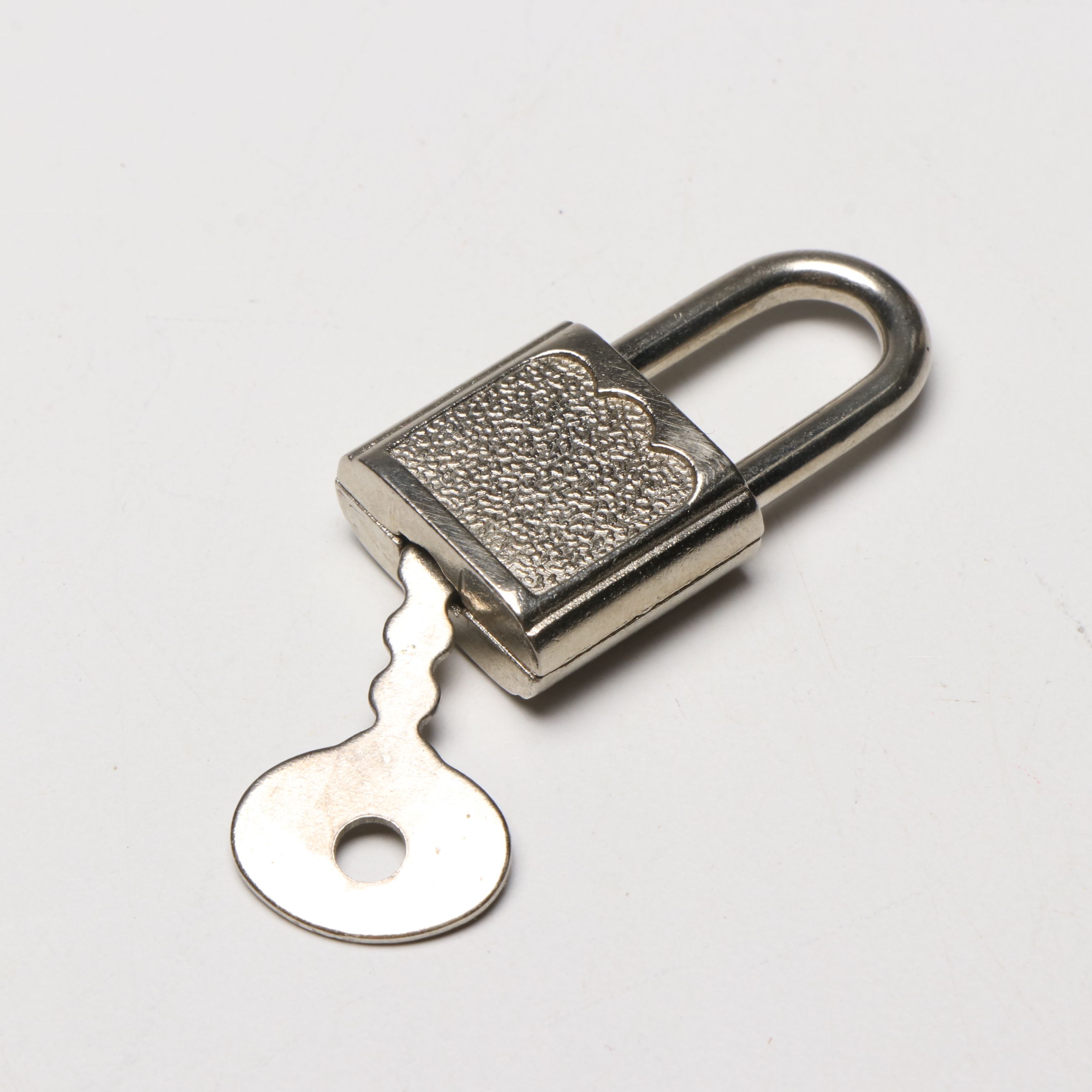Master and Other Padlocks with Keys | EBTH